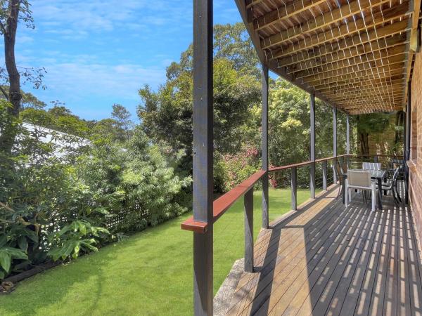 Relaxing 3-bedroom Retreat With Outdoor Seating - Malua Bay