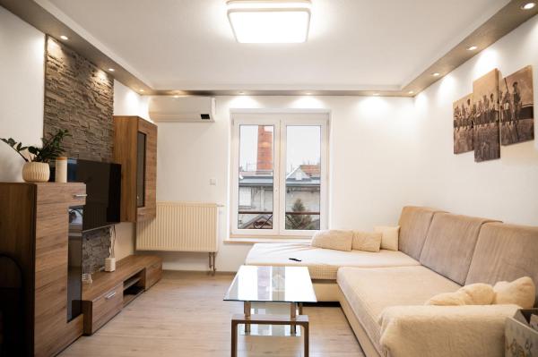 Apartment With Private Garden - Liptovský Mikuláš