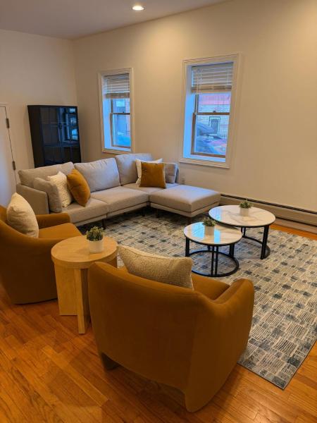 016- Spacious&comfortable 2b2b 20 Min To Nyc - Brooklyn, NY