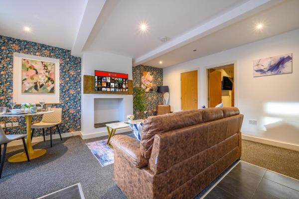 F611 - Welcoming & Attractive Stay - Huddersfield