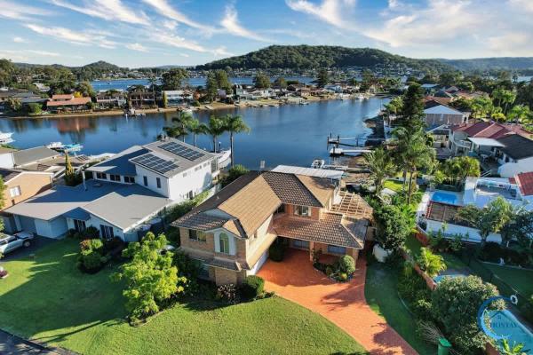 Luxury 5br St Hubert Island Pool And Water Access - Avoca Beach