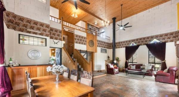 Heaven Lea Estate - The Castle - Bendigo