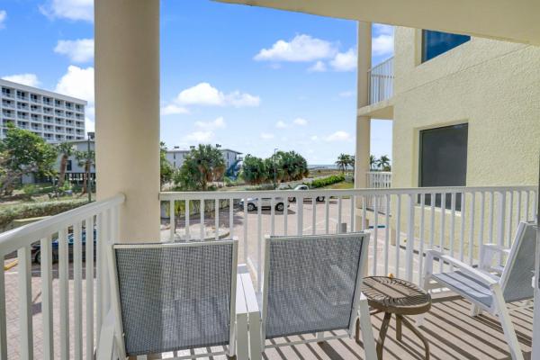 Sunset Vistas 205s - Treasure Island, FL