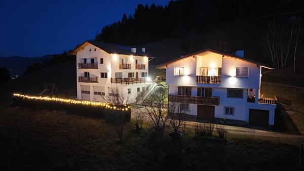 Agriturismo Ferienhof Gschloier - Adults Only - Brixen