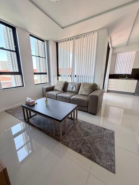 The Modern 2b Apt Roseberry - Sydney