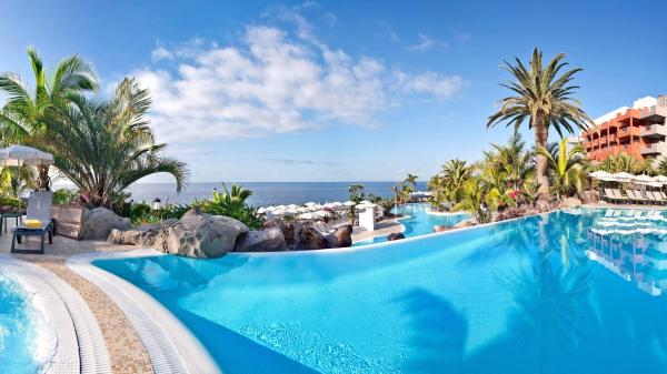 Adrián Hoteles Roca Nivaria - Adeje