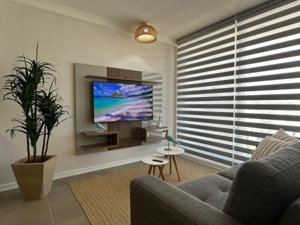 Departamento Con Piscina Con Orientación Oriente Cercano A Playa El Faro - Coquimbo