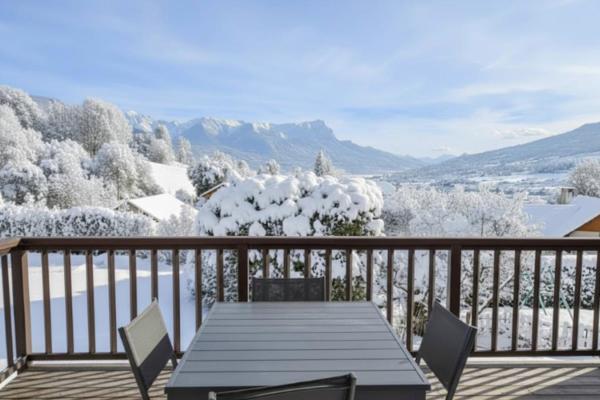 Large Family Home Near Lake And Resorts - Embrun