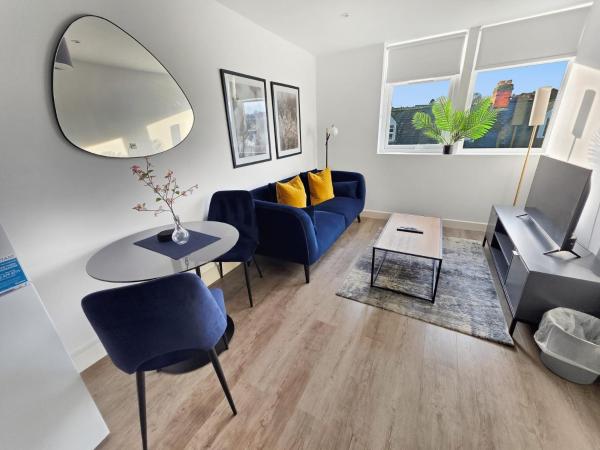 Regent Circus Apartments - Swindon