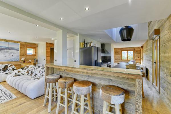 Bright Chalet In Combloux Close To The Slopes - Combloux