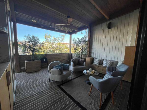 Bordeaux Apartment With Balcony Steps To Wine & City Center - Bordeaux