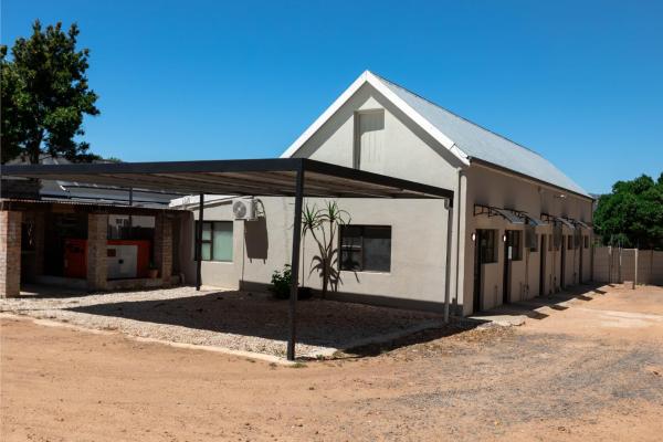 Luxury Vineyard Farmstay Flatlets, Somerset West - Somerset West