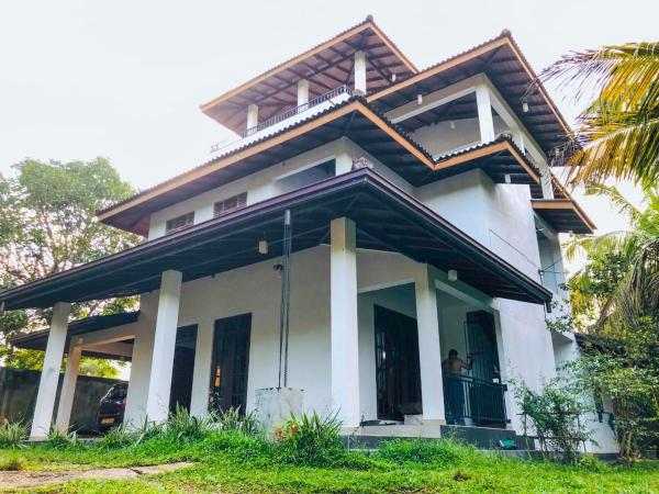 Ruvini Villa - Hikkaduwa