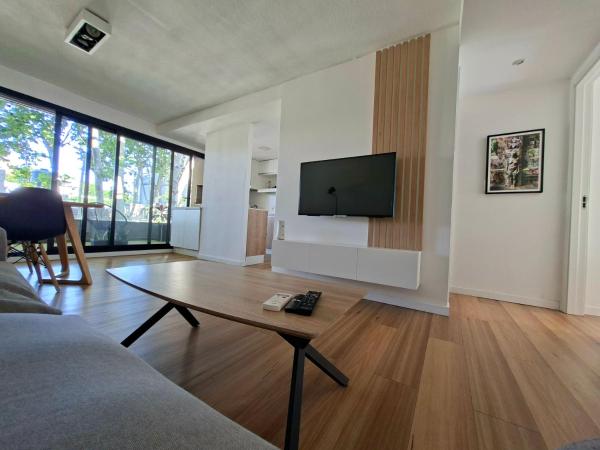 Apartamento Con Gran Terraza, Parrillero Y 2 Habitaciones - Montevideo