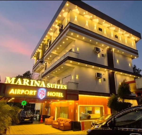 Marina Suites Airport Hotel - Kochi