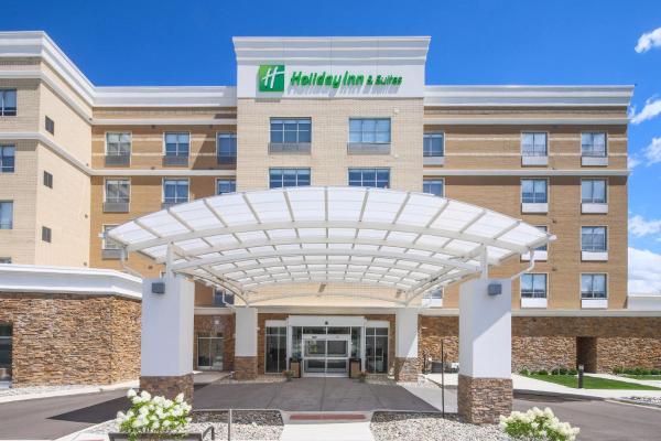 Holiday Inn & Suites Detroit - Troy By Ihg - Sterling Heights, MI