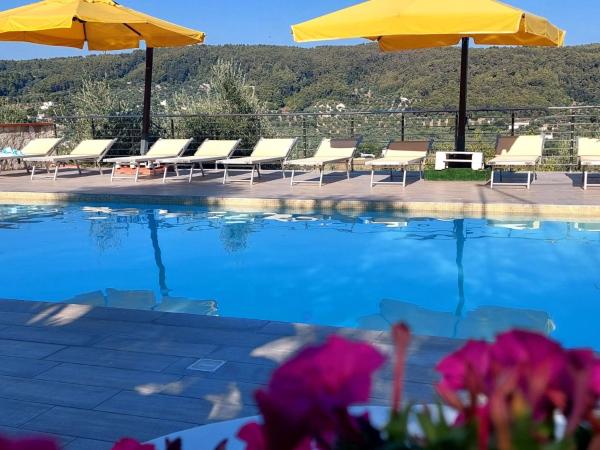 Apartment Brandneue Wohnung In Villa Mit Schwimmbad By Interhome - Peschici