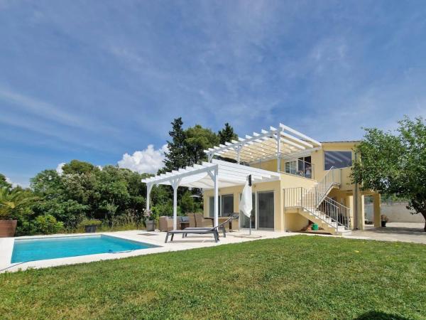 Holiday Home Großes Ferienhaus Zur Alleinigen Nutzung Mit Pool By Interhome - Skradin