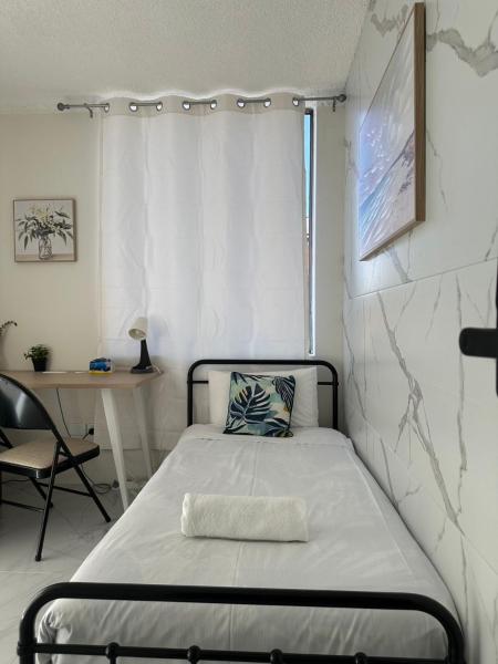 Convenient Single Stay In Vibrant Cabramatta - Shared Bathroom - Liverpool