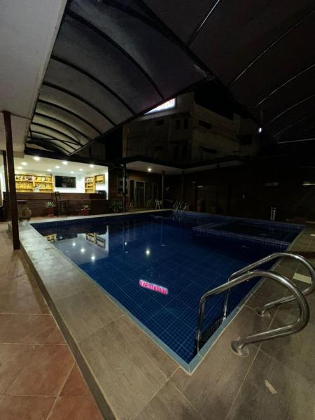 Leshrine Executive Beach Club - Accra