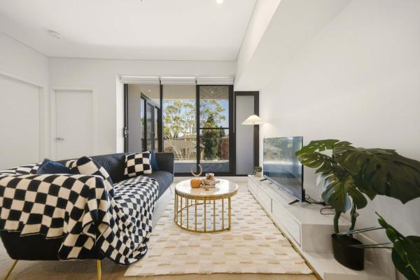 Modern 2br Apartment Near Epping Station - Dural