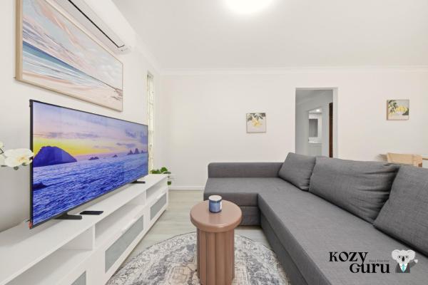 Cabramatta | Spacious 3 Bedroom Family Townhouse - Liverpool