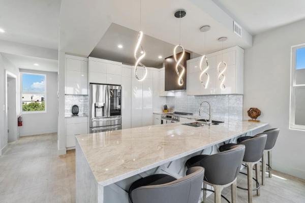 Oceanview Escape Pool Hot Tub & Private Deck - Key Largo, FL