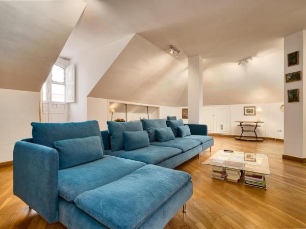 Plaza Del Museo - Sevilla