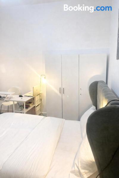 Modern 2-bedroom Apartment In Chiswick - Moffat