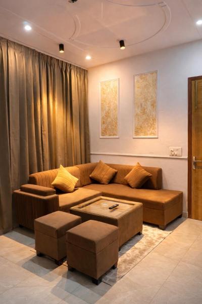 Premium 2bhk Luxury Stay Near Noida Sector 62 - Ghaziabad