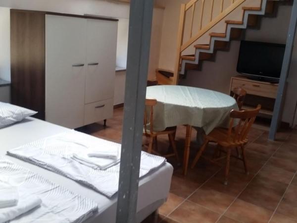 Apartment Für 4 Personen Ca- 60 M² In Gozd- Krain - Innerkrain By Interhome - Idrija
