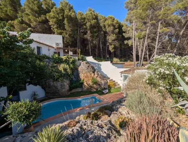 Villa La Roca - A Fusion Of Modern And Typical Andalucian Architecture - Montecorto