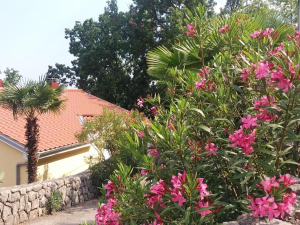 Apartment Apartment Oleandri A2 Mit Meerblickbalkon By Interhome - Opatija