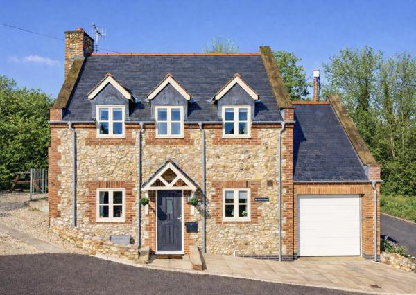 The Old Boat House - Lyme Regis