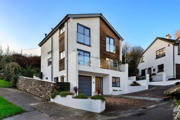 Finest Retreats - Lake View - Plymouth