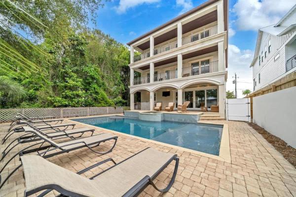 Venetian Palace - Florida Panhandle, FL