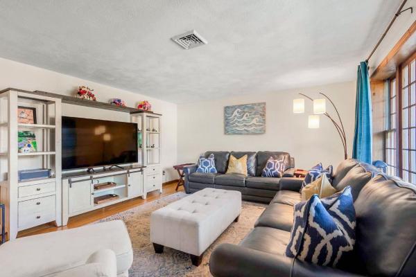 Family-friendly Central Ac Near Beach - Yarmouth, ME