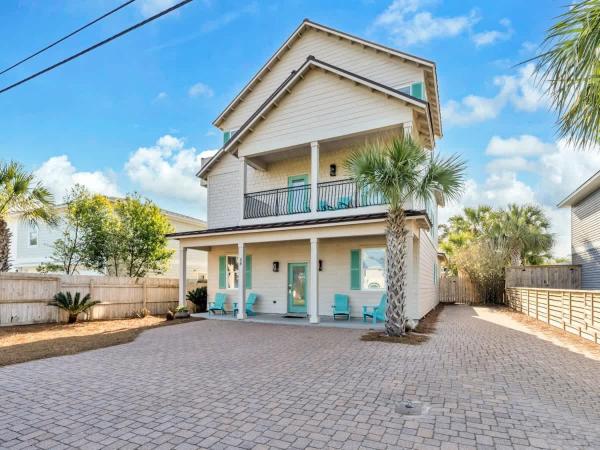 Don't Worry, Beach Happy - Florida Panhandle, FL