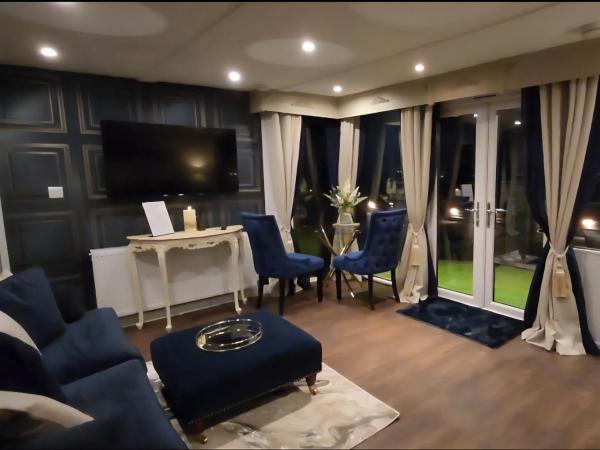 Mary Queen Of Scott's Lodge - East Lothian Council