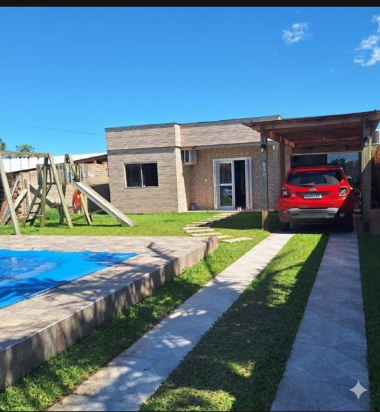 Casa Com Piscina Em Torres - Torres