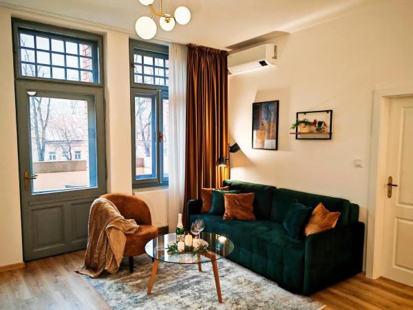 Beatrice Old Town Apartment With 1 Free Private Parking - Koszyce