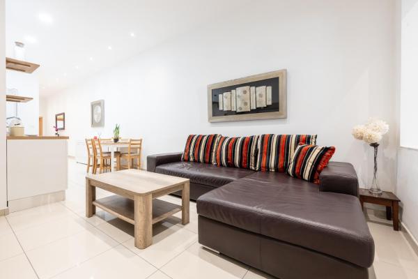 V86 Sliema Apartment A Minute From The Sea - Malta