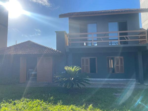 Casa Com Piscina - Tramandaí