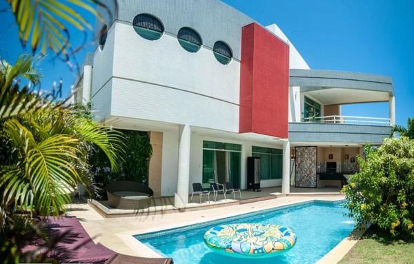 Casa 5 Quatos Com 4 Suites, Piscina, Condomínio Frente Mar! - Aracaju
