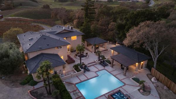 Ten-acre Wine Country Estate Near Paso Robles W Pool Views El Pomar Estate By Avantstay - Atascadero, CA