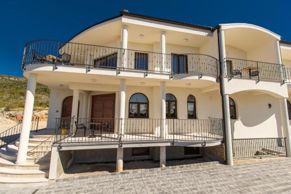 Rooms With A Parking Space Selce, Crikvenica - 12272 - Novi