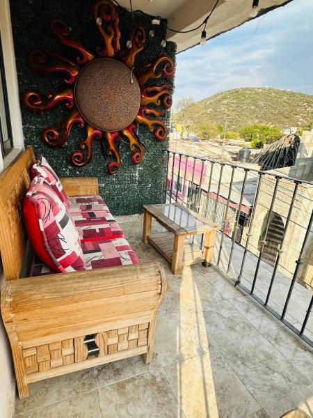 Sol De Peña Apartment With Balcony And Downtown View - Querétaro