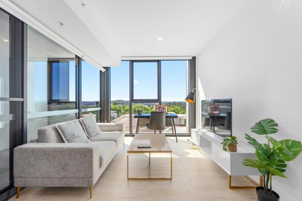 Stylish 1bdr Sunlit Apartment W Rooftop Pool & Gym - Queanbeyan