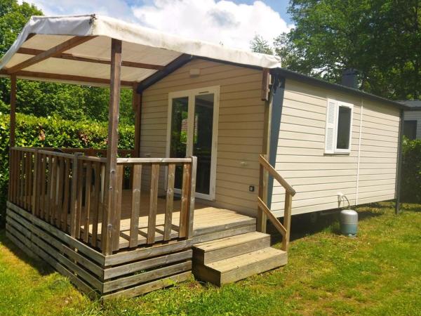 Mobil-home Confortable Avec Terrasse à Saint-gérons - Api-1-52-1311 - Auvergne