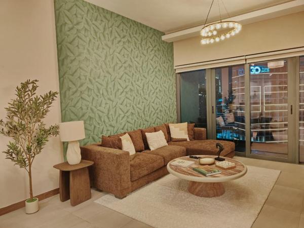 Boutique-style 1br With Burj Khalifa View - Dubai